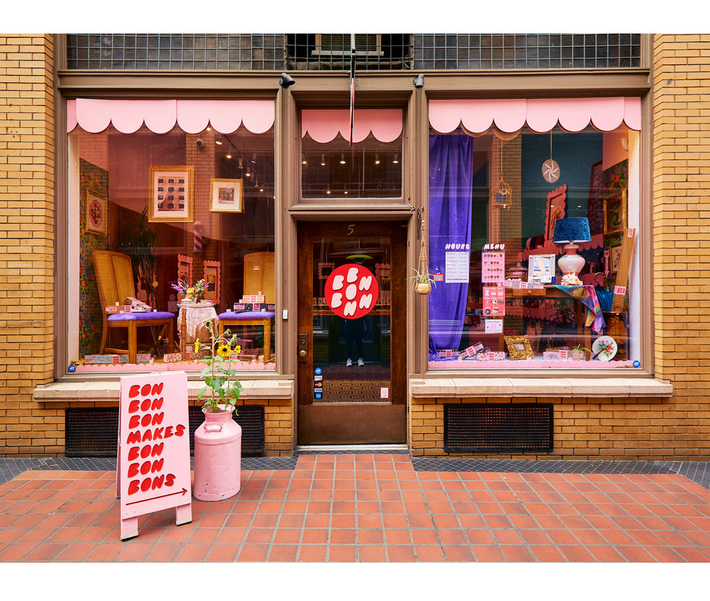 Locations – Bon Bon Bon