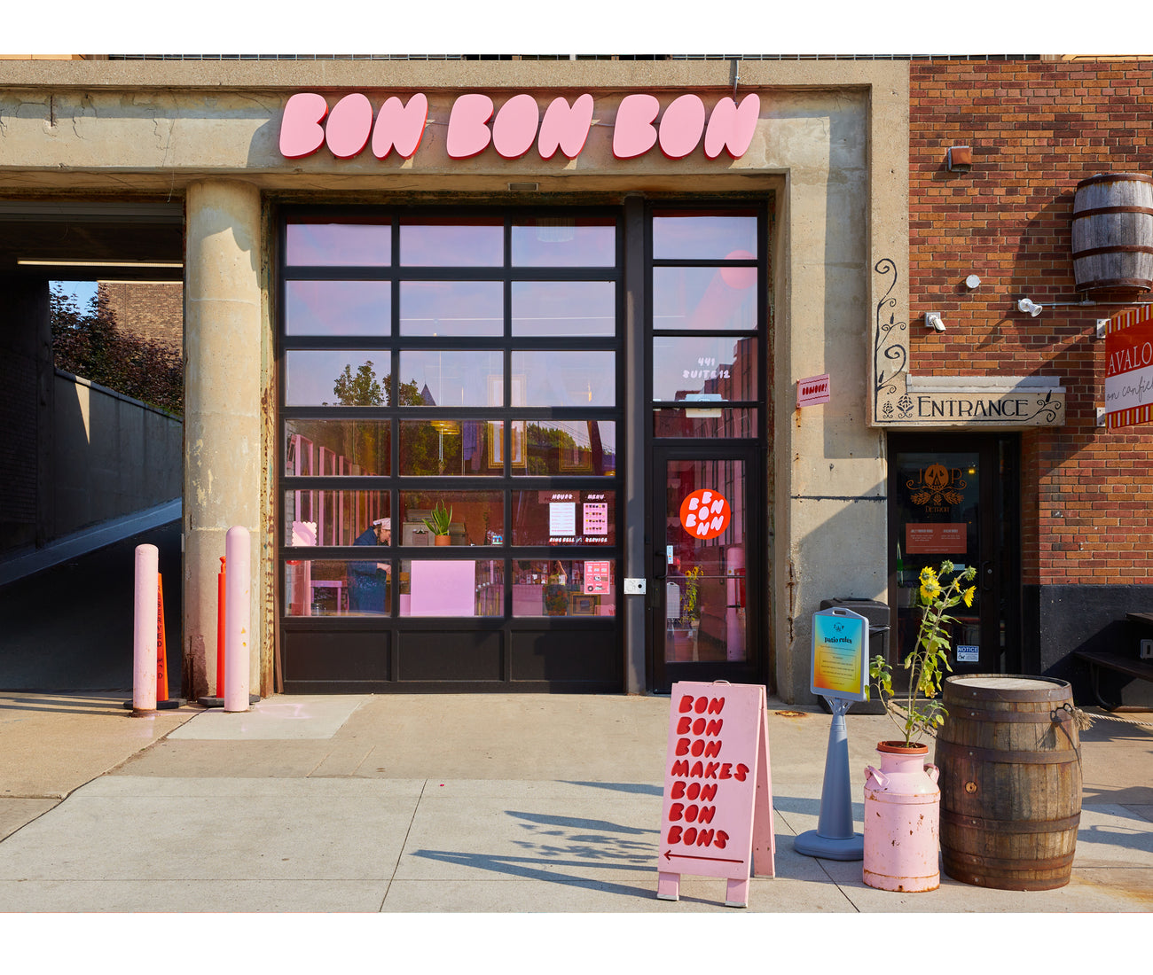 Locations – Bon Bon Bon